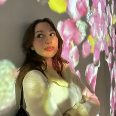 𝐵𝑒𝑎𝑡𝑟𝑖𝑐𝑒 🪩🍒